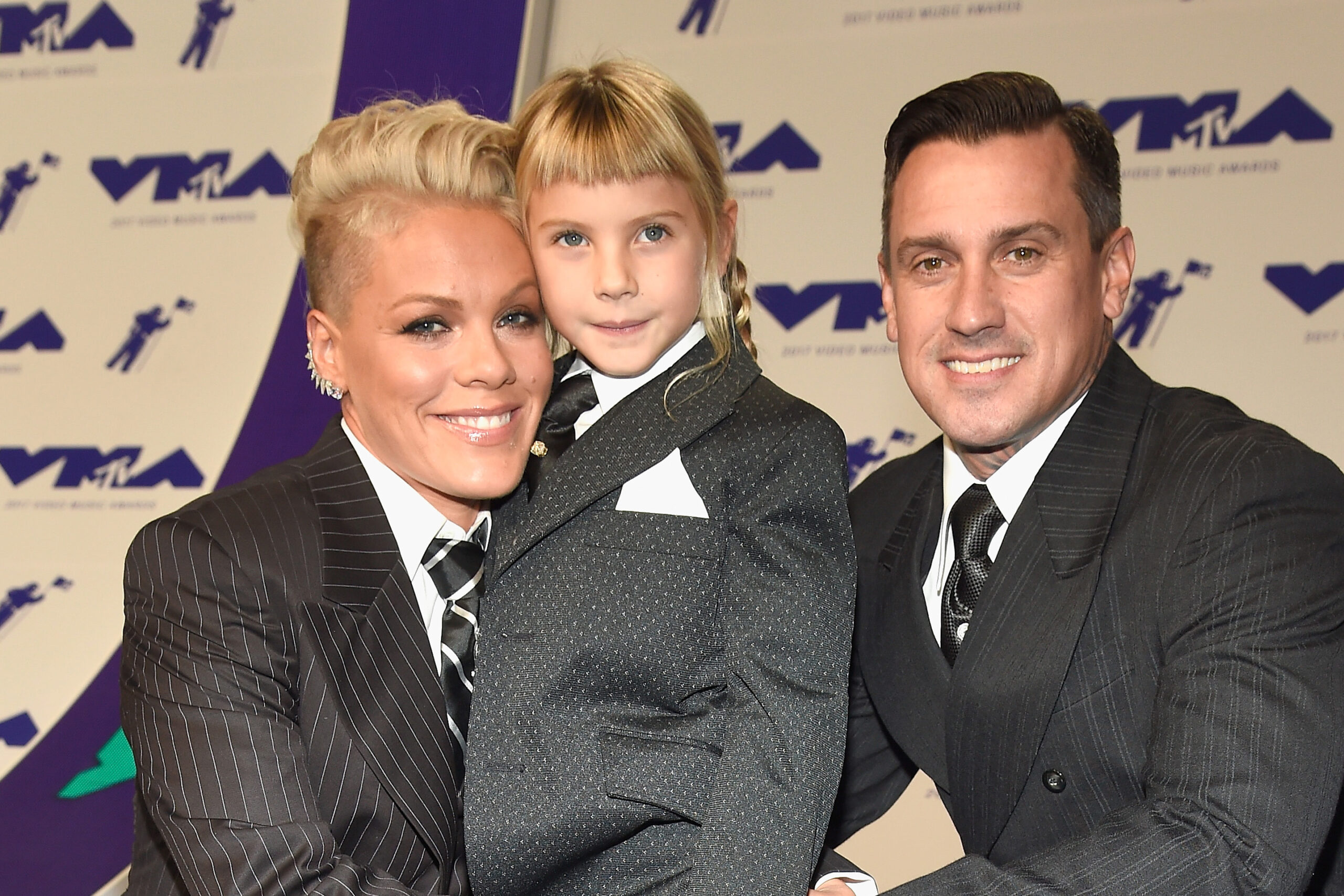 Pink shares an intimate photo with her husband Carey Hart | WHO