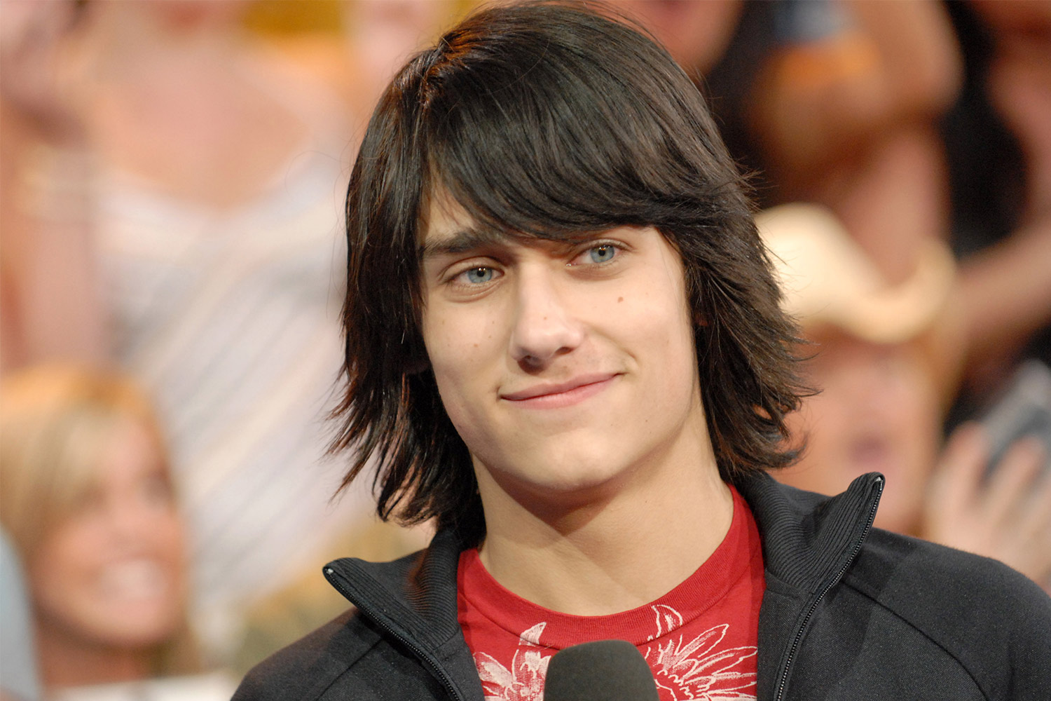 Teddy Geiger makes public debut after announcing her transition | WHO