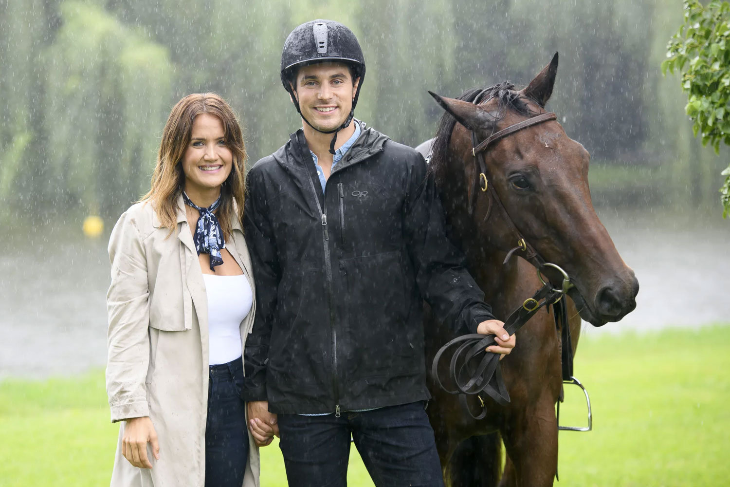 Matty J's Bachelor ex Cobie Frost is pregnant! | WHO