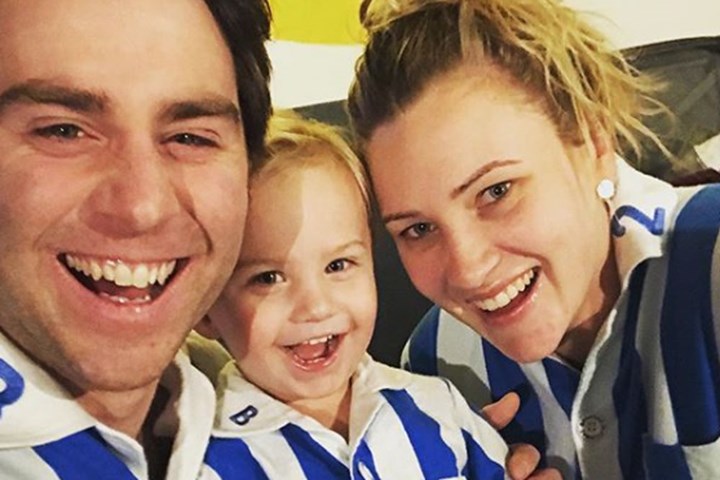 Jimmy Giggle: We're having twins! | WHO