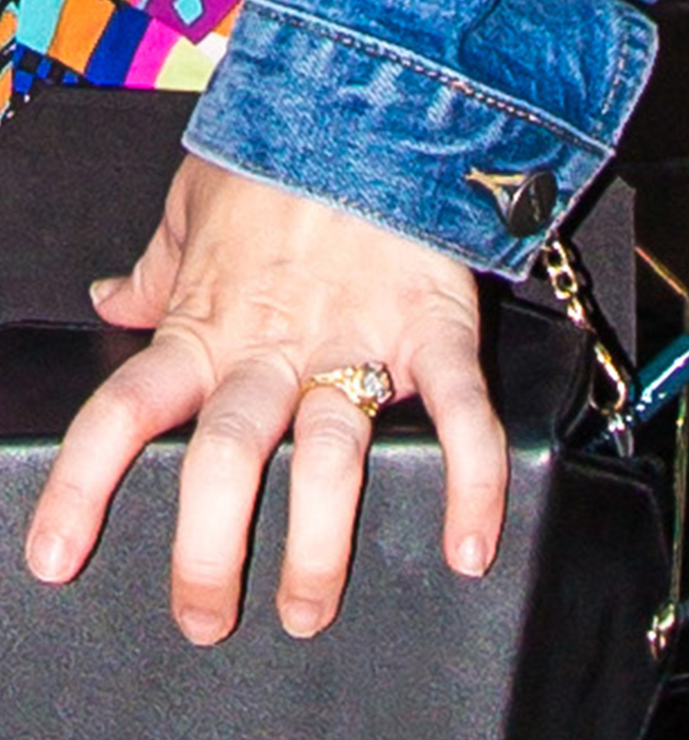 Miley Cyrus Caught Wearing Her $100,000 Engagement Ring On 'That ...