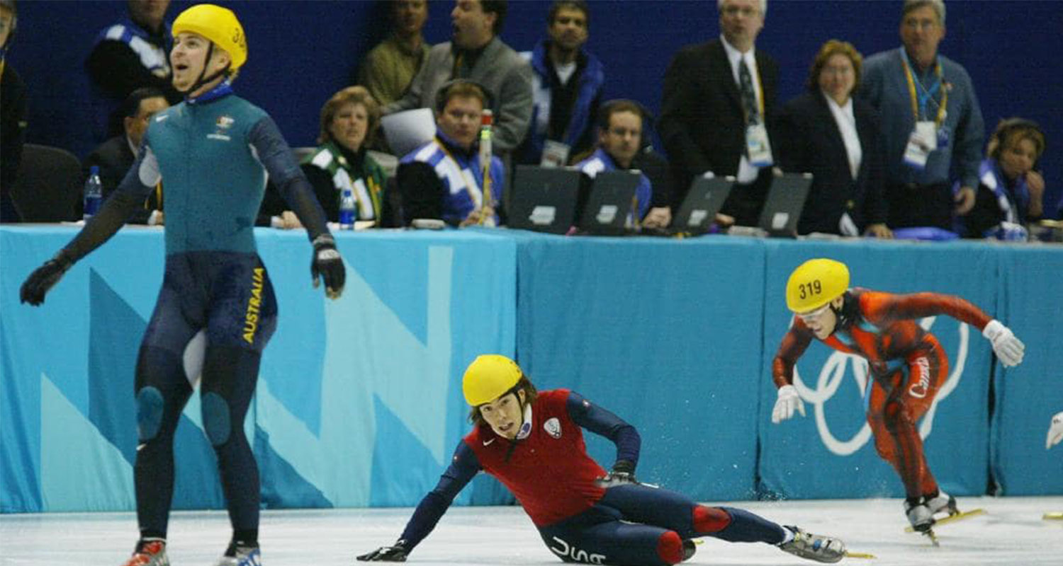 Bloody lucky Aussie speed skater Steven Bradbury is joining 'Australian ...