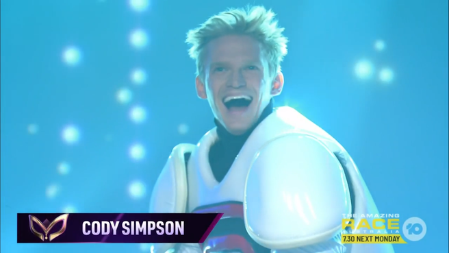 Cody Simpson, aka the Robot, wins The Masked Singer | WHO