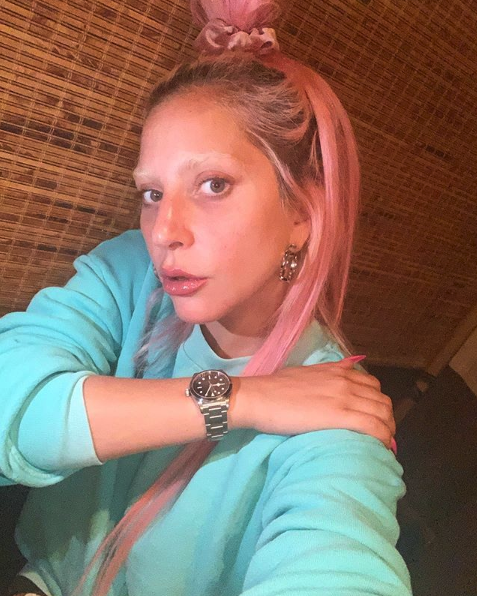 Lady Gaga shows off bizarre new eyebrows | WHO