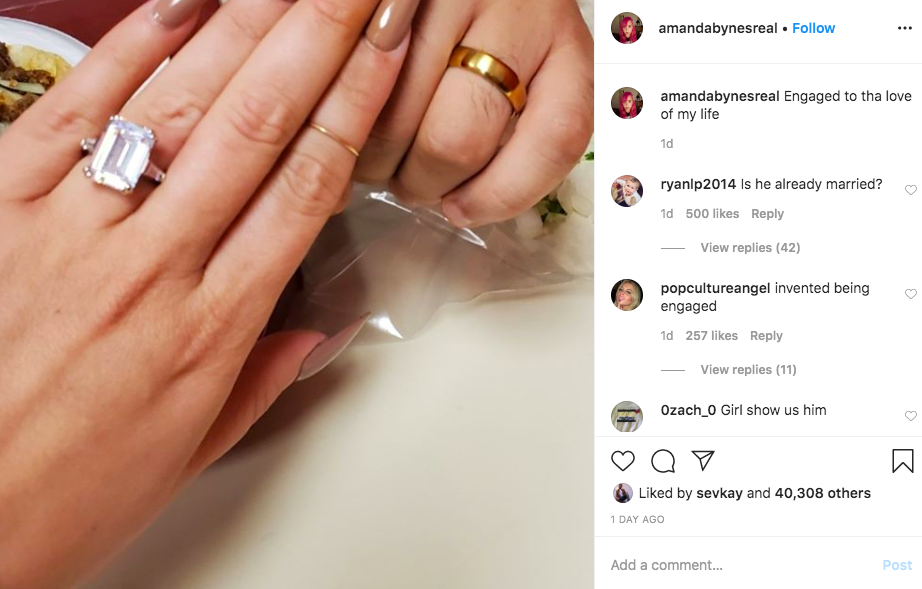 Amanda Bynes announces surprise engagement | WHO