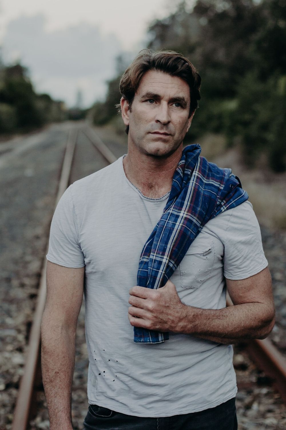 EXCLUSIVE FIRST LOOK: Pete Murray's new video - WHO