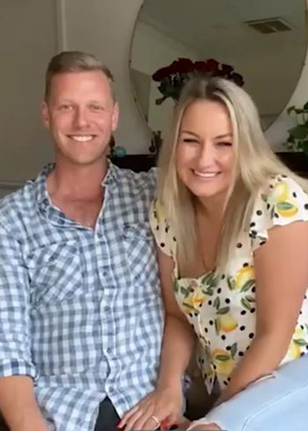 The sign BIP's Glenn and Alisha were meant to be - WHO