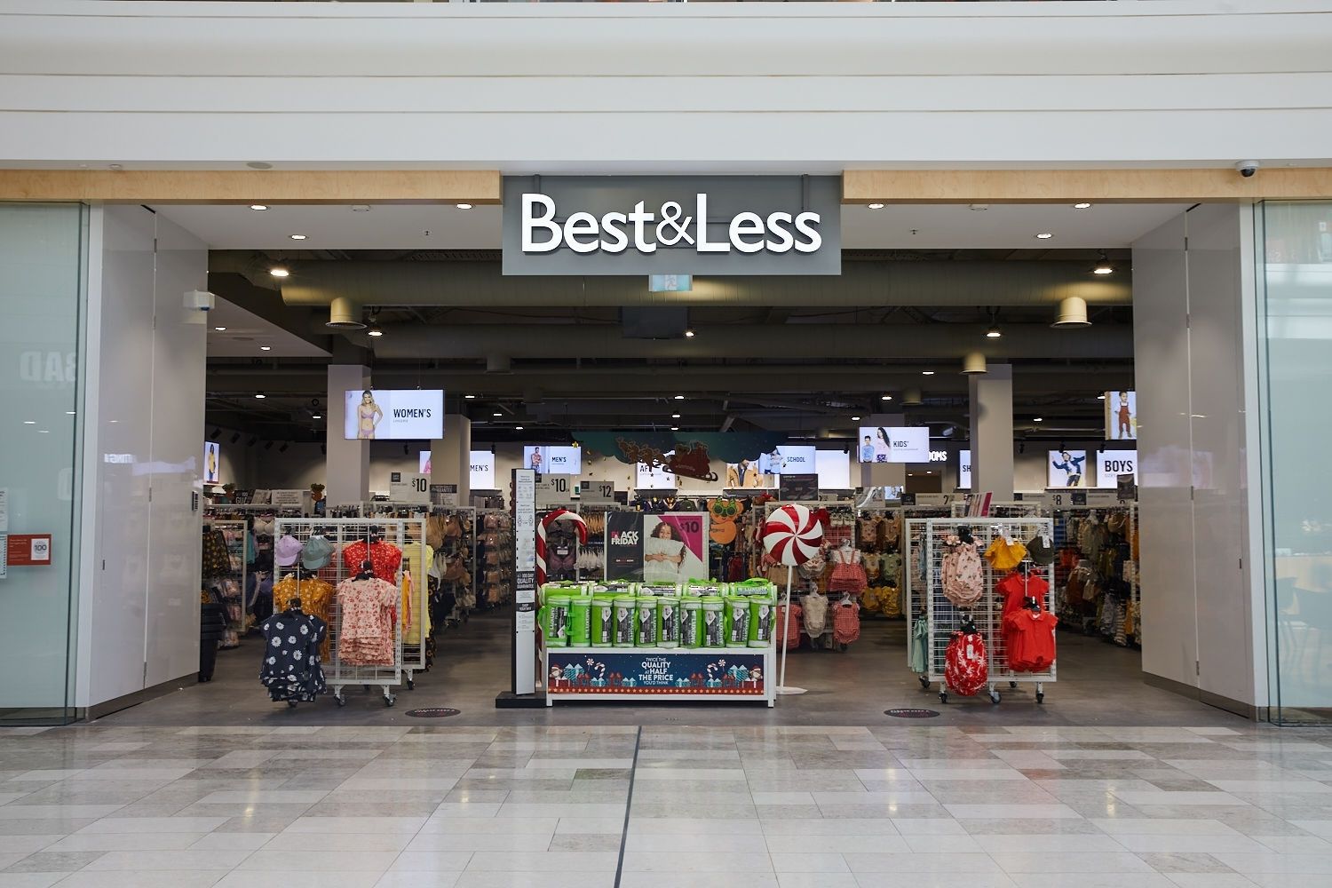 Best&Less release their Christmas trading hours for 2021 | WHO