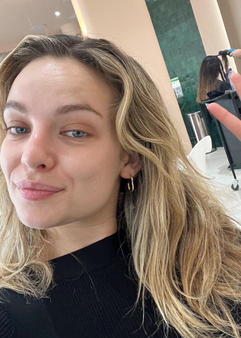 Abbie Chatfield debuts major transformation! | WHO