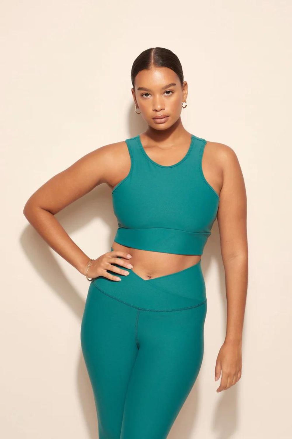 The 16 Best Crop Tops For your Next Workout | WHO